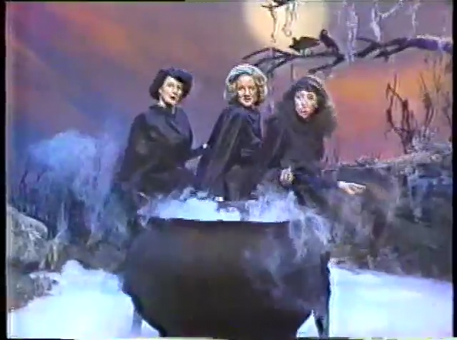 October 31, 1981 – Donald Pleasence / Fear (S7 E4) – The 'One SNL a Day ...