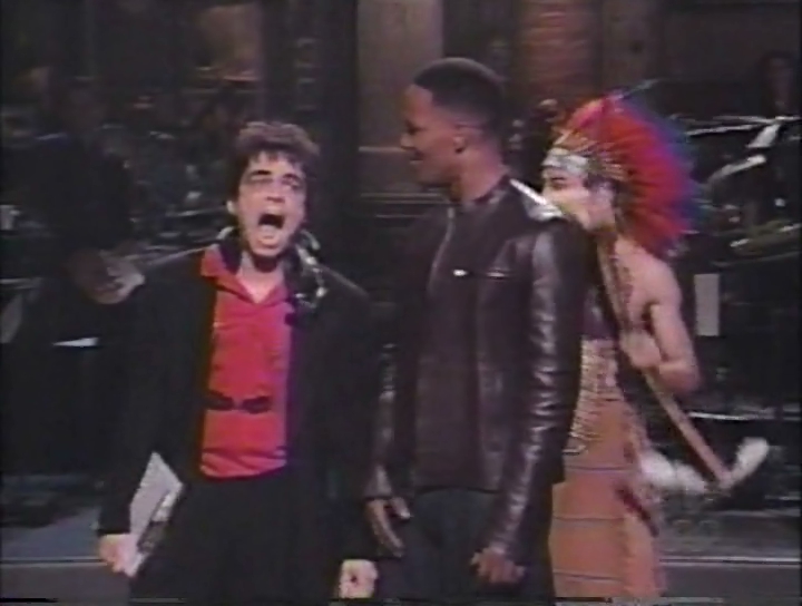 January 8, 2000 – Jamie Foxx / Blink-182 (S25 E9) – The 'One SNL a Day ...