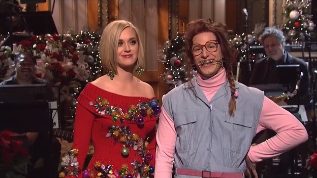 December 10, 2011 – Katy Perry / Robyn (S37 E9) – The 'One SNL a Day ...